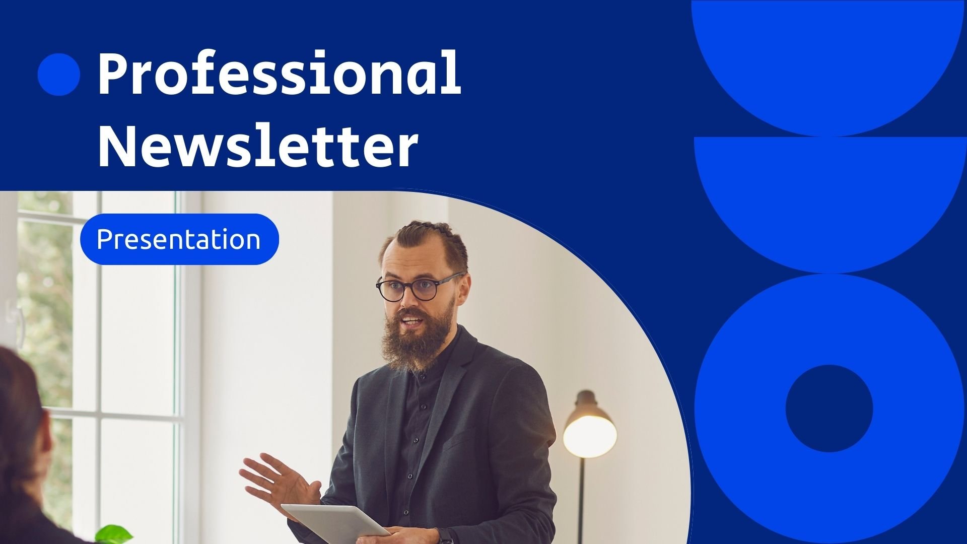 Slide Presentasi Newsletter Perusahaan Biru - Template Presentasi ...